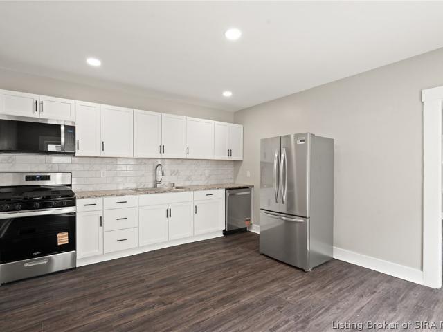 1329 Roosevelt Avenue