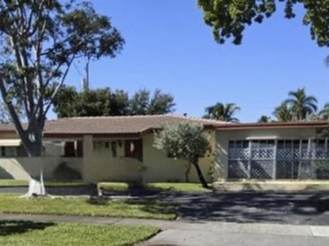 1329 SW 1st Ter, Pompano Beach, FL 33060
