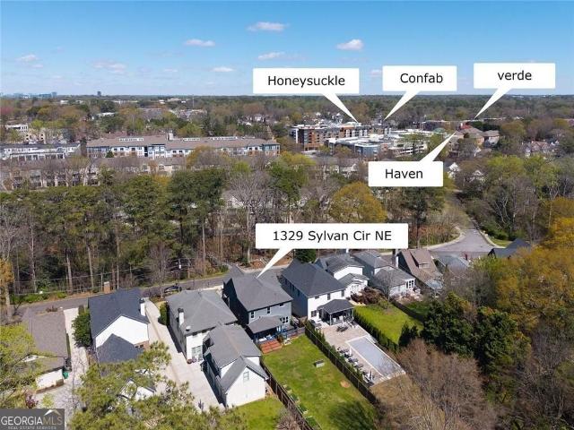 1329 Sylvan Circle NE