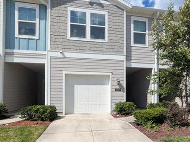 1329 Salt Ridge Ave, Jacksonville, FL 32218