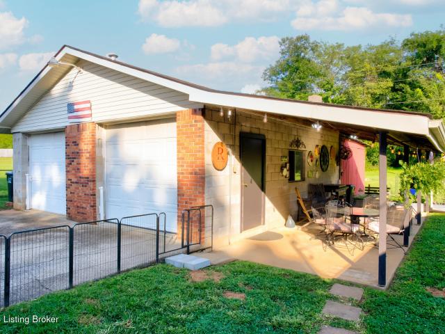 1329 Wales Run Rd