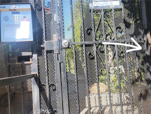 13203 Vanowen St, Unit 8, North Hollywood, CA 91605 | MLS #SR26053