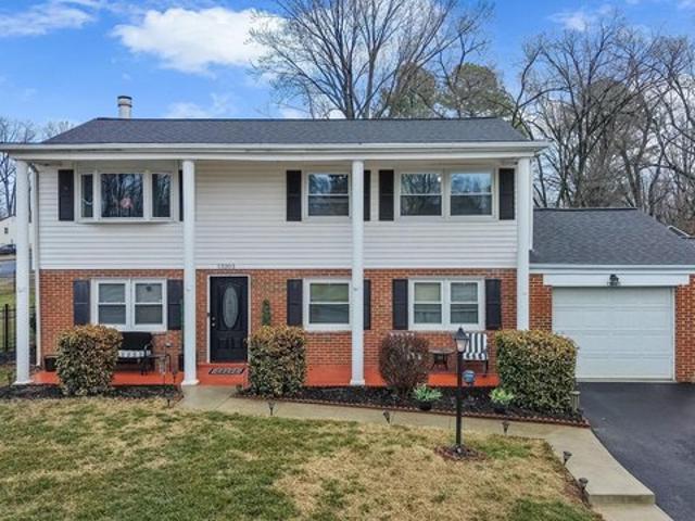 13203 Delaney Rd, Woodbridge, VA 22193
