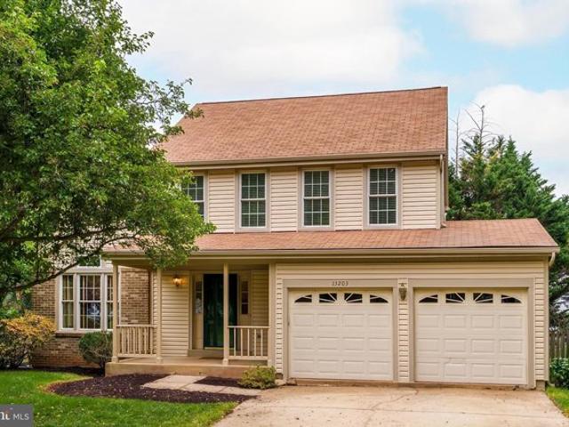 13203 Stone Heather Dr, Herndon, VA 20171
