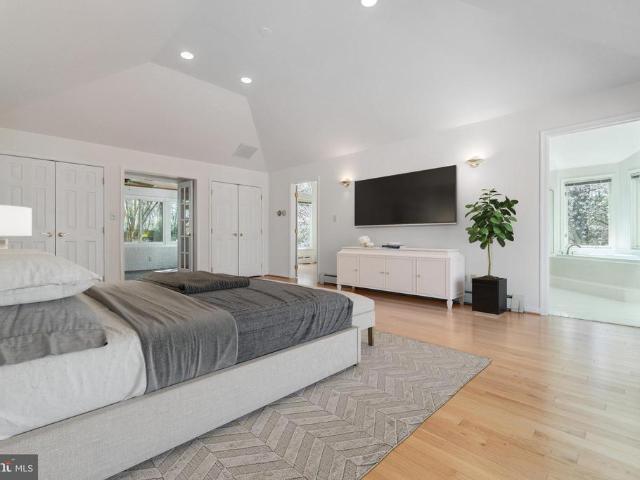 13200 Foxden Drive