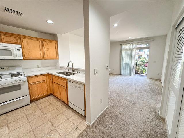 13200 Pacific Promenade 217