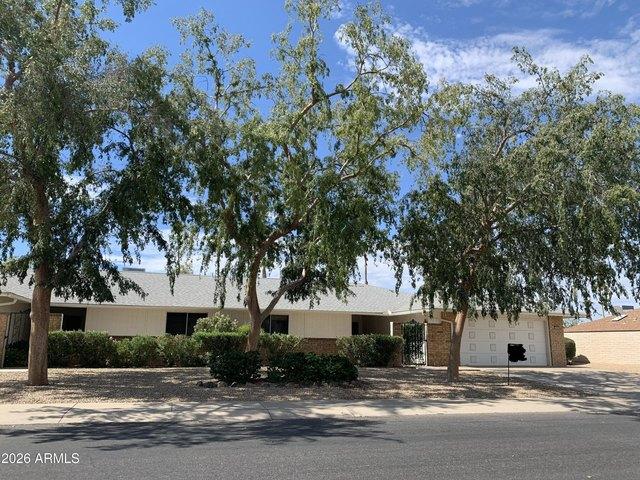 13207 W Desert Glen Dr, Sun City West, AZ 85375
