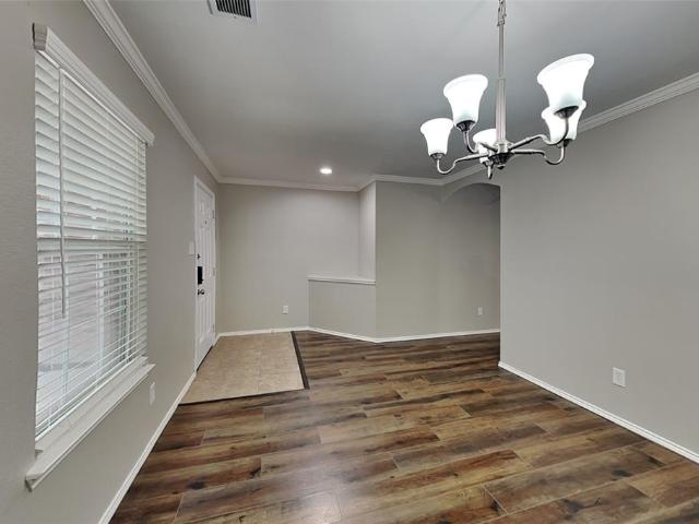 13204 Settlers Trail