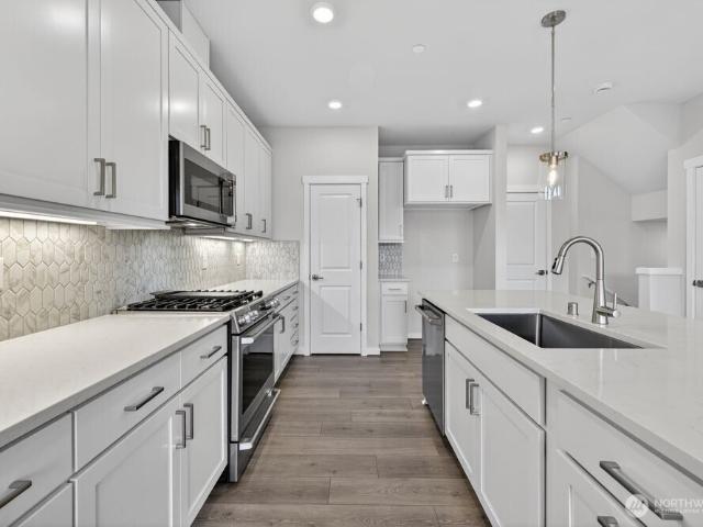 13205 NE 127th Way, Unit E, Kirkland, WA 98034 | Compass