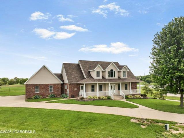 13205 Redfield Dr, Eugene, MO 65032