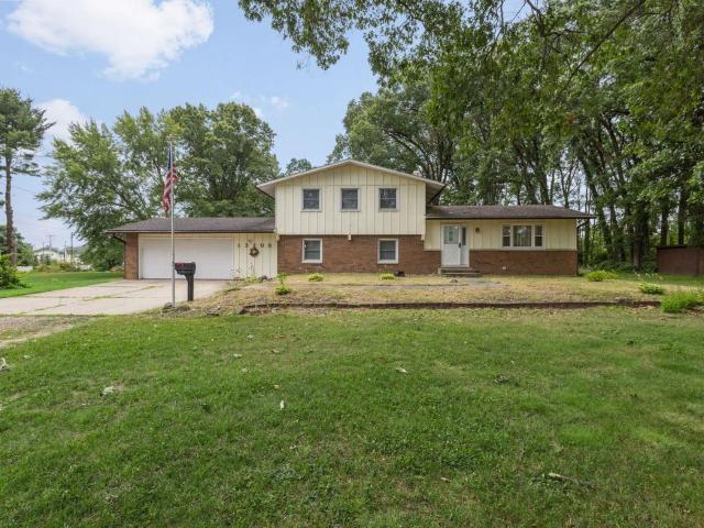 13206 Adams Rd, Granger, IN