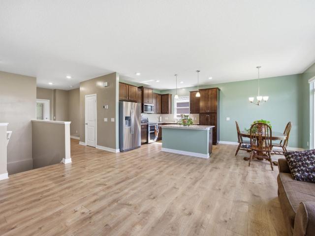 13208 Deerwood Lane N