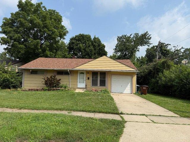 1320 Madeleine Cir, Springfield Township, OH 45231