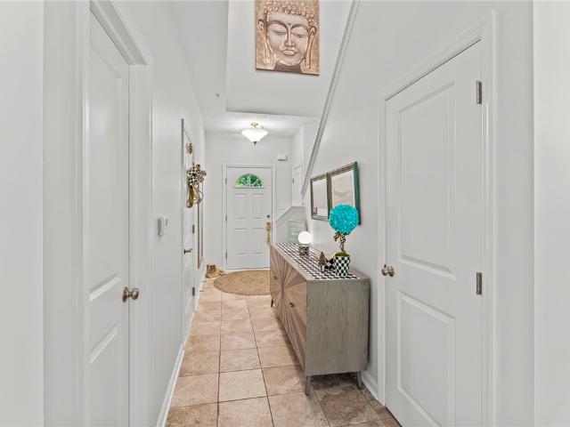 1320 Maplewood Cir