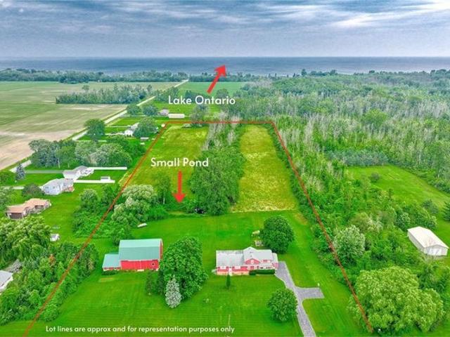 1320 N Hamlin Rd, Hamlin, NY 14464