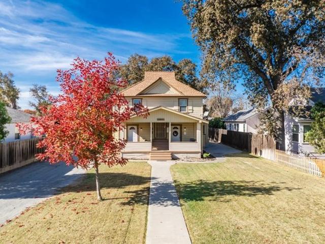 1320 N Irwin St, Hanford, CA 93230