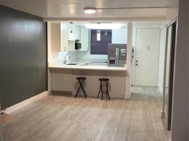 1320 Alexander St Apt 506, Honolulu, HI 96826