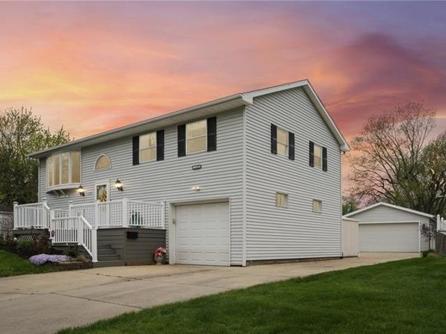 1320 Arlington Dr, Xenia, OH 45385