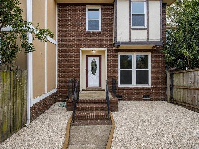 1320 Bowman Rd, Mount Pleasant, SC 29464
