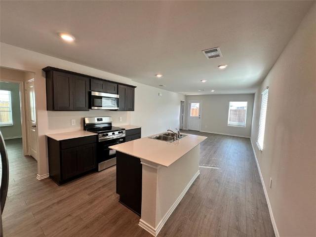 1320 Brook Lane