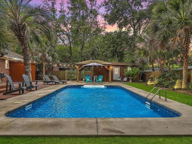 1320 Coleridge St, Charleston, SC 29407