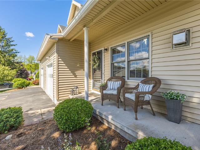 1320 Courtney Dr
