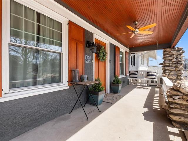 1320 E 29th Street