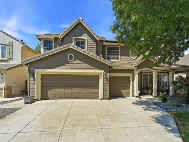 1320 Eastlake Cir, Tracy, CA 95304