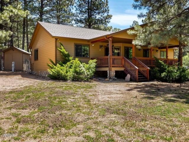 1320 Elk Dr, Forest Lakes, AZ 85931