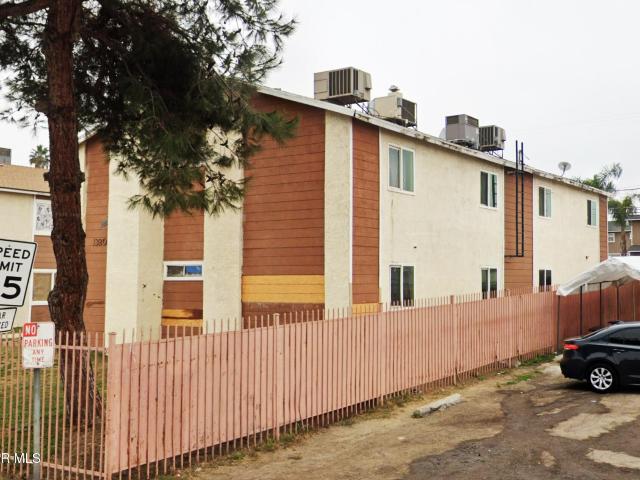 1320 Flower Street