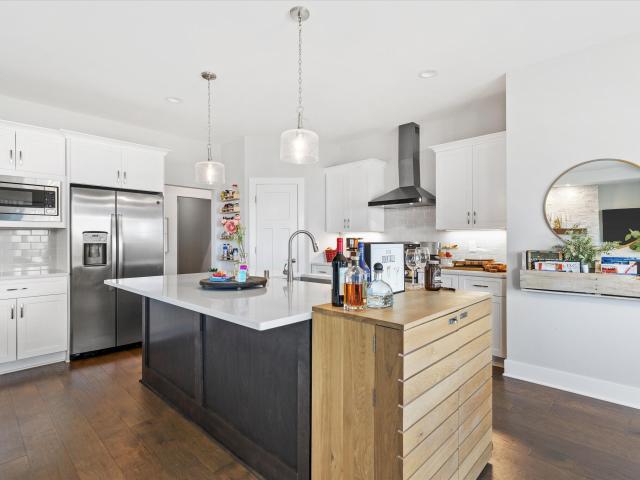 1320 Foxwood Pass