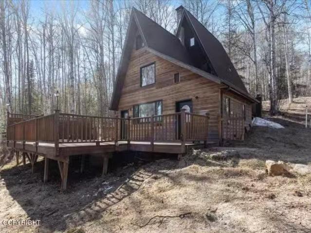 1320 GULL RD, FAIRBANKS, AK 99712