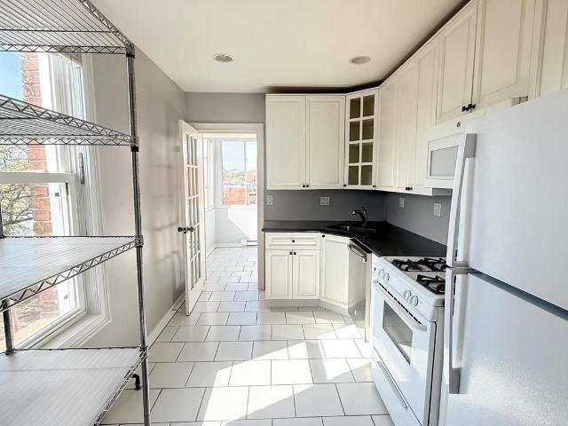 1320 G Street NE Unit 3, Washington, US, DC