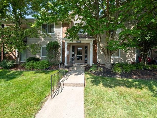 1320 Hollow Run Apt 2, Washington Township, OH 45459