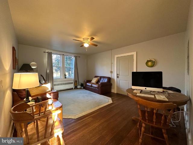 1320 Kenmore Avenue # B