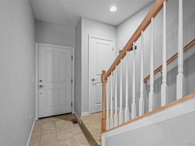 1320 Kestrel Lane # H