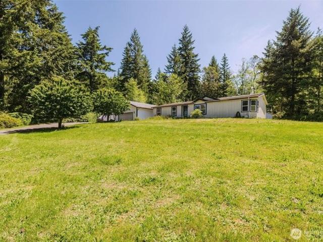 1320 SW Hollyhock Ln, Port Orchard, WA 98367