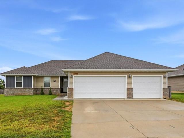 1320 S Olde Savannah Ave, Republic, MO 65738