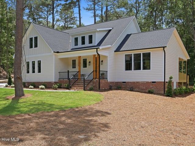 1320 S McNeill St, Carthage, NC 28327
