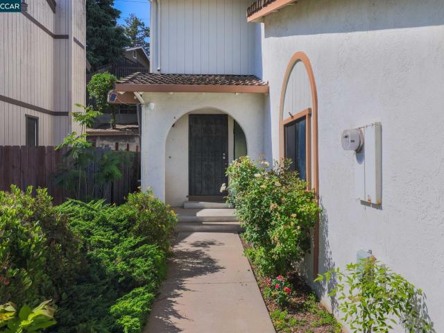 1320 Shaddick Dr