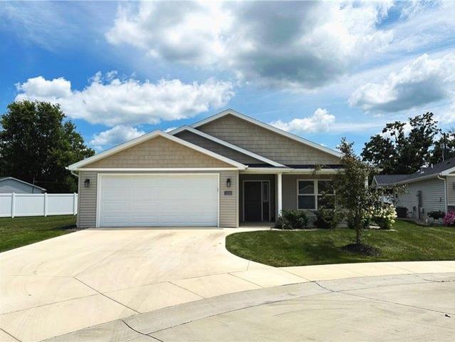 1320 Shea Ct, Mount Zion, IL 62549