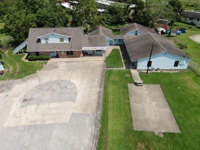 1320 W Brazos Ave, West Columbia, TX 77486 | MLS #5195