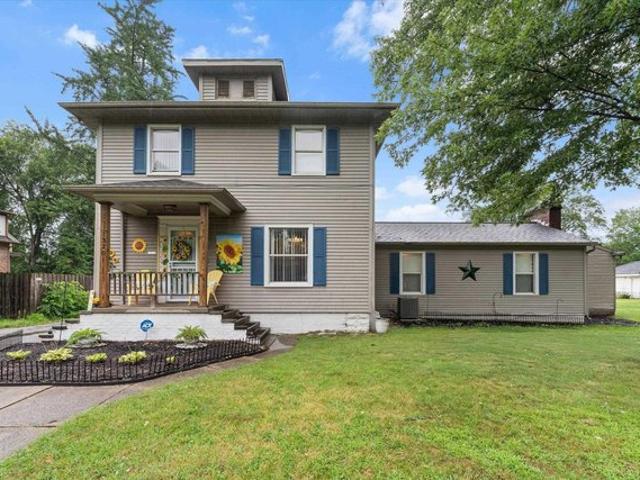 1320 W Lexington Ave, Elkhart, IN 46514
