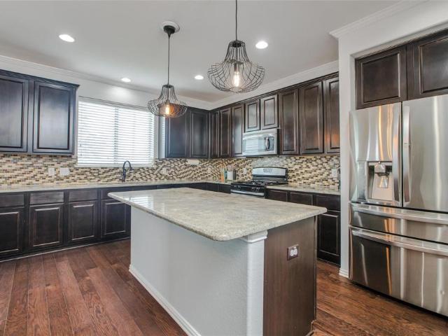 1320 Wheatear Drive