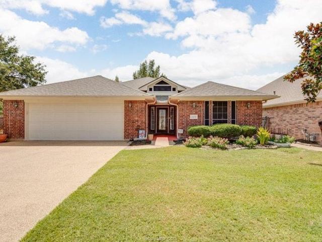 1320 Wilshire Ct, College Station, TX 77845