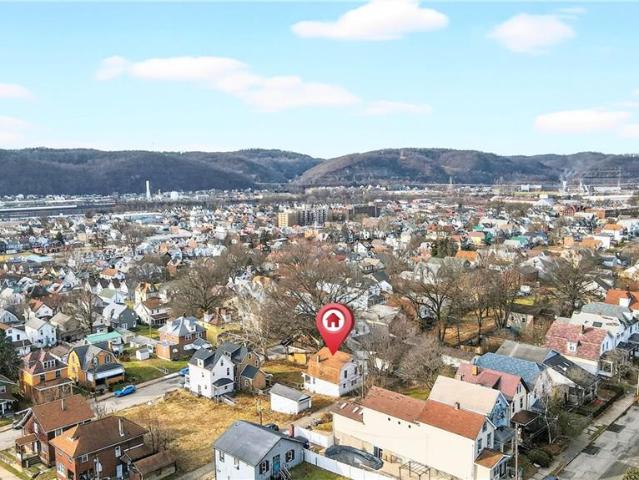 1320 Woodmont Ave, New Kensington, PA 15068 | MLS #1736 | Compass