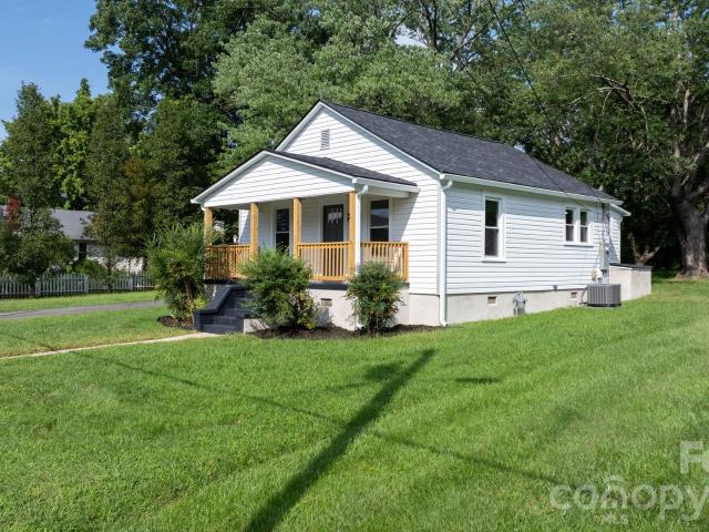 1320 14th Street Drive NE
