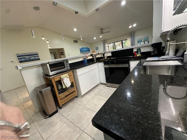 13212 Tall Pine Cir, Fort Myers, FL 33907 | MLS #2026006