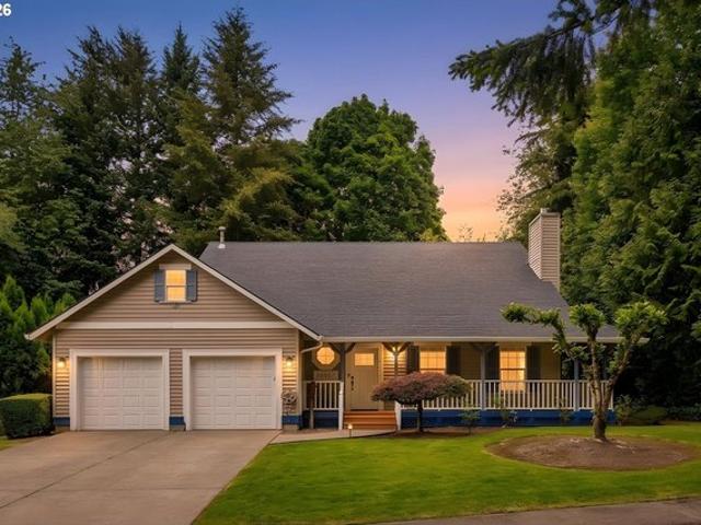 13217 SE Blackberry Cir, Portland, OR 97236