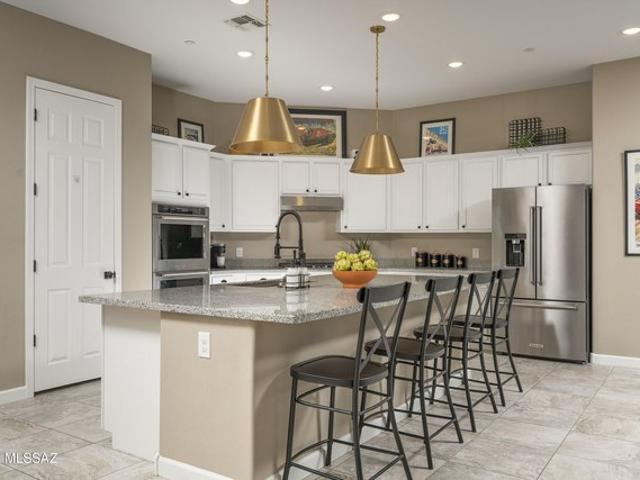 13214 W Finger Aloe St, Tucson, AZ 85743